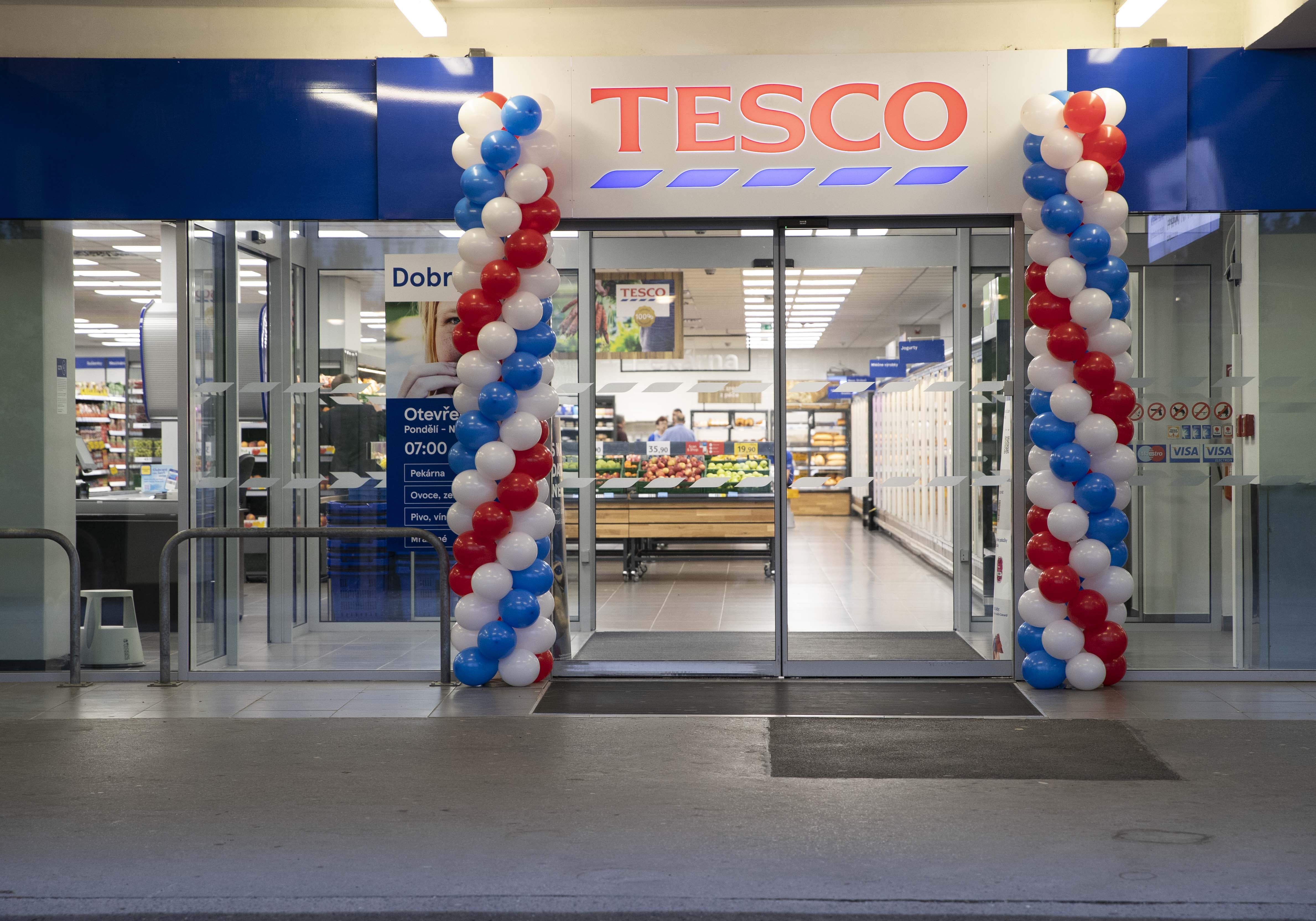 Tesco posiluje svou pozici na trhu, během září otvírá tři nové prodejny ...