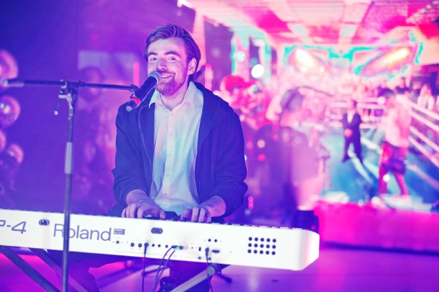 Nová hvězda českého showbyznysu David Pet pokřtil nový klip. Kmotrou mu ...